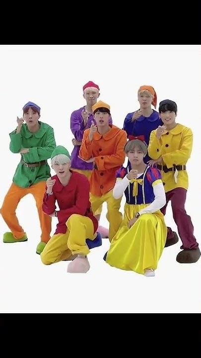 компания девушек And компания парней 😂 Youtube