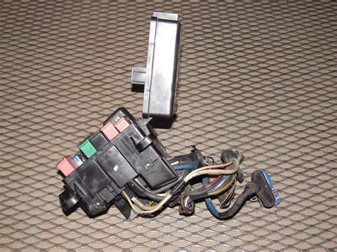 90 93 Mazda Miata Oem Engine Fuse Box Autopartone