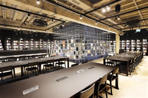 คณะสถาปัตย์จุฬาฯ เปิดห้องสมุดใหม่ ชูจุดเด่นพื้นที่สร้างแรงบันดาลใจ The Bangkok Insight