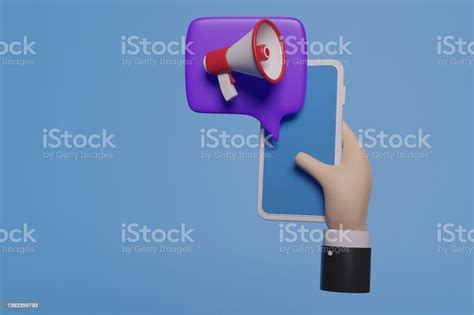 디지털 마케팅 소셜 미디어 네트워크 개념 파란색 배경에 스마트 폰이있는 스피커 3d 일러스트레이션 0명에 대한 스톡 사진 및