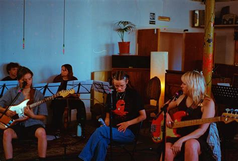 Goat Girl Detail Forthcoming Ep Below The Waste Orchestrated The