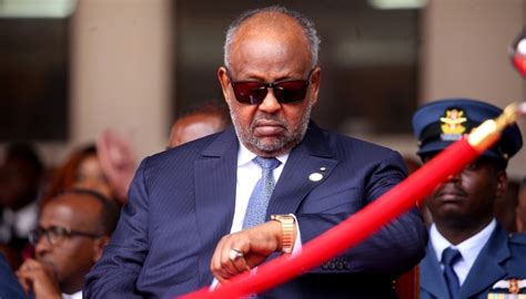 Afrique • De Douala à Djibouti Le Président Iog à Laffût Des Millions