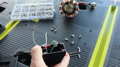 Diy Arc Reactor Cpu Performance Monitor Powered By An Arduino The