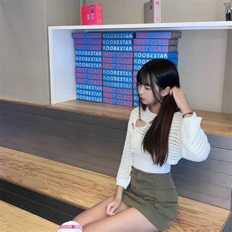 Cindy Threads Say More