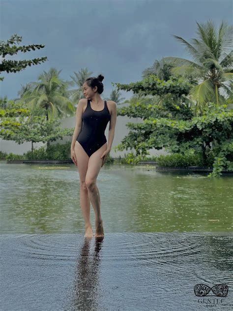Loạt ảnh Kaity Nguyễn Bikini Cắt Xẻ Táo Bạo Khoe Dáng Nóng Bỏng