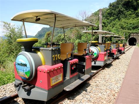 【欣傳媒】尋味苗栗舊山線鐵道之旅 搭鐵道自行車遊三義、欣賞沿線創意裝置藝術、聆聽在地職人精彩故事 舊山線鐵道自行車