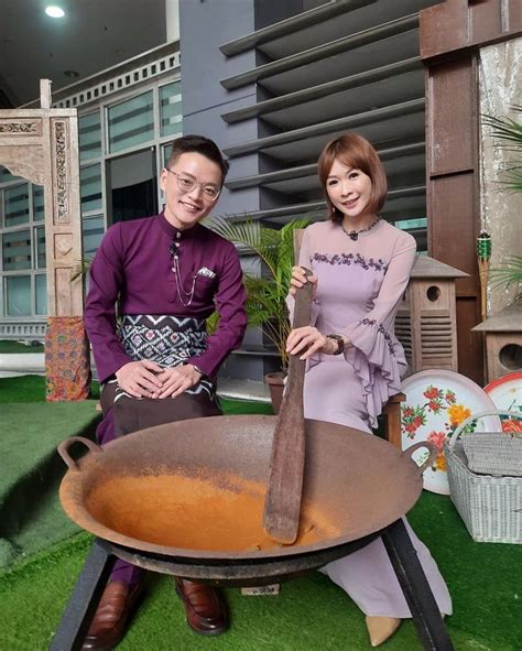 Ong Ching Yee 王菁忆 on Instagram 来匆匆去匆匆的开斋节就这样过了两天我也是到了今天报完晚间新闻后才开始