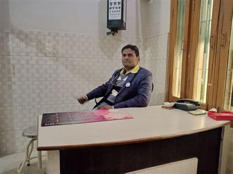 Dr Sarvesh Kumar Yadav Book Appointment Consult Online View Fees