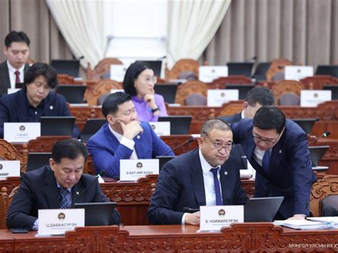 Улс төрийн намын тухай хуулийг дагаж мөрдөх журмын тухай хуульд өөрчлөлт оруулах тухай хуулийн