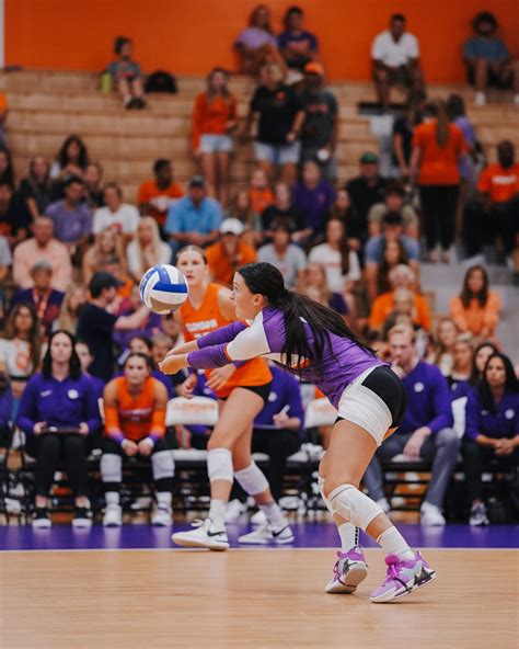 Devan Taylor Clemson Tigers Official Athletics Site