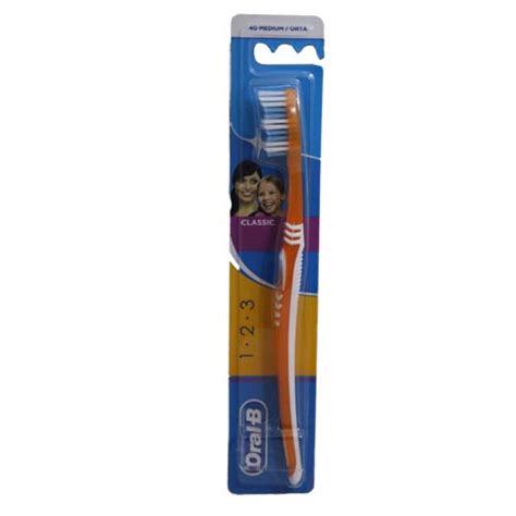 Escova Dent Class 40 Medium Oral B Alimenta Angola Retail Lda