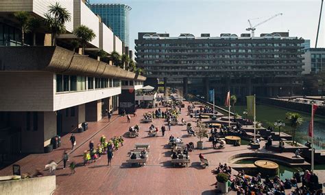 Londons Best Galleries According To A London Photographer