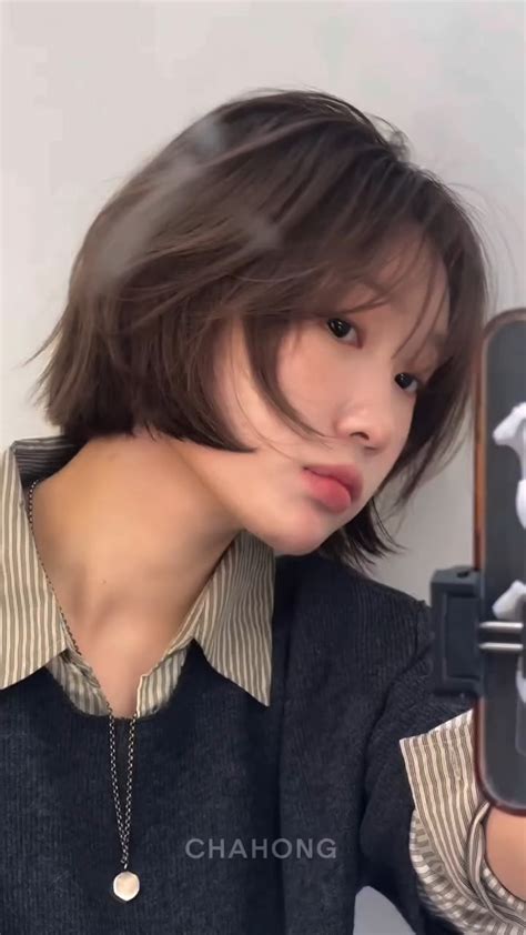 Chahong Salon 차홍 살롱 공식계정 ⠀ 차홍공식계정 바로가기 Chahongofficial ⠀ ⠀ 뭉특한 머리 말고 율동감을 주고 싶다면💖 쌓이는 층감이 예쁜