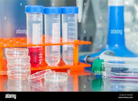 Laboratory Material Hi Res Stock Photography And Images Alamy