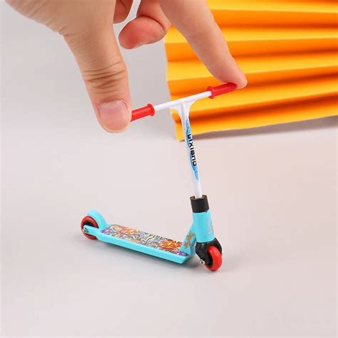 핑거 스케이트보드 미니 스케이트 공원 램프 세트 핑거 스쿠터 핑거팁 자전거 익스트림 스포츠 데크 참신한 장난감 위시버킷