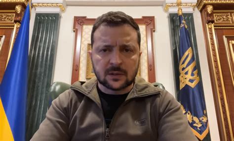 Зеленски Украйна ще увеличи военните си разходи с над 10 млрд долара