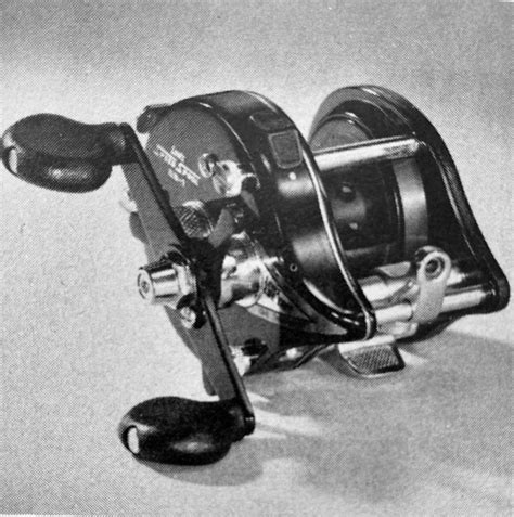 Bait Casting Reels 1975 Bass Fishing Archives Historic Bass Fishing Pics