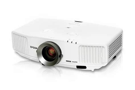 Epson 5200 Used Projector Brightness 1000 2000 Lumens At ₹ 40000