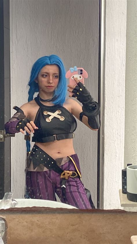 Jinx Cosplay Selfie Mirror Kirin Cosplay