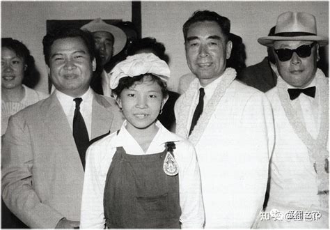 周末图片：周恩来总理身着西装系列 知乎