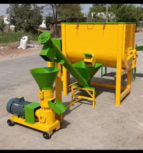 Saw Dust Biomass Pellets Making Machine Production Capacity 800 Kg Hr Automation Grade Semi