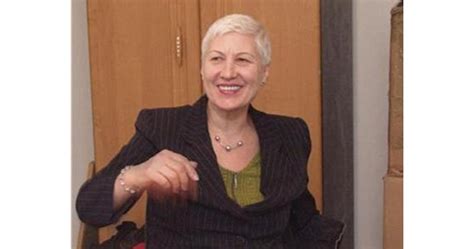 Д р Емилова Глад му е майката сексът му е бащата