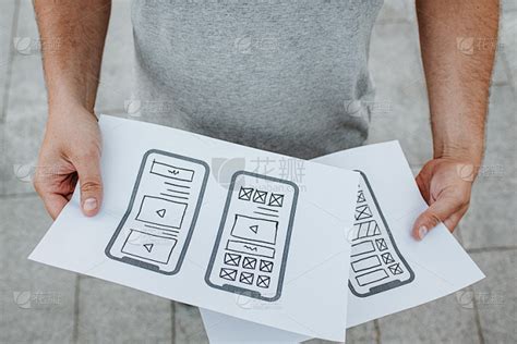 Ux移动应用线框。草图，原型，框架，布局未来的应用程序设计项目。ui Ux 用户界面和用户体验设计