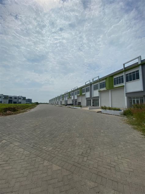 Ready Lahan Pergudangan Akr Gem City Manyar Gresik Harcourts Indonesia