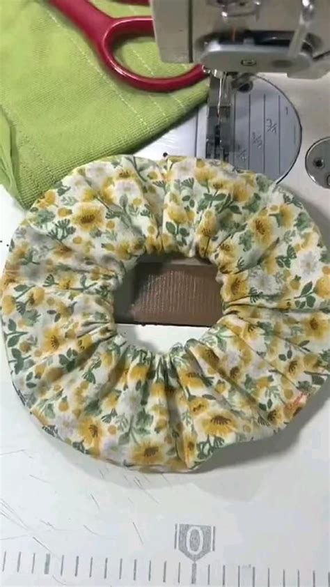 Best How To Make DIY Seamless Scrunchies From Old Shirts Sewing Project Idea Tutorial