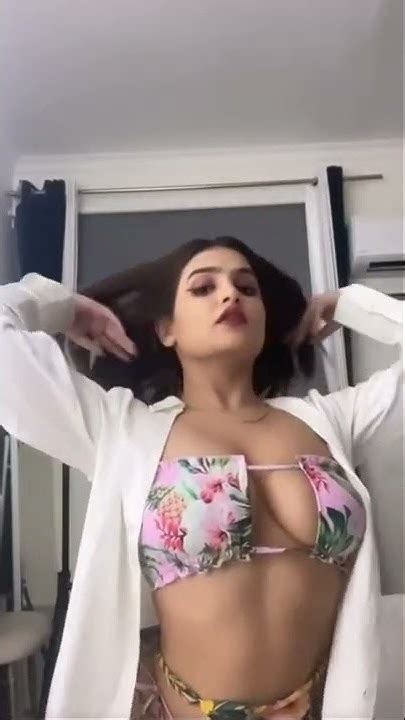 New Instagram Reel Viral Song Video Sassy Poonam Sexy Video Sexy Sexygirl Sassypoonam
