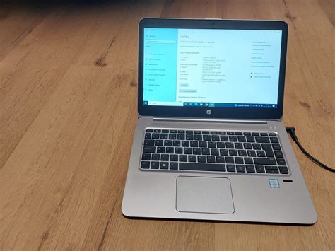 Prenosnik računalnik HP Folio G