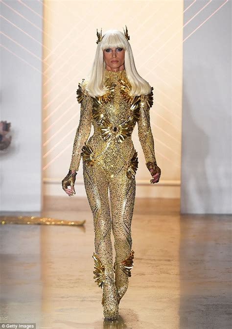 Khentiamentiu Golden Girls Models Invoke Ancient Egypt And The Disco