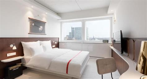Ruby Luna Hotel Dusseldorf North Rhine Westphalia Germany Expert
