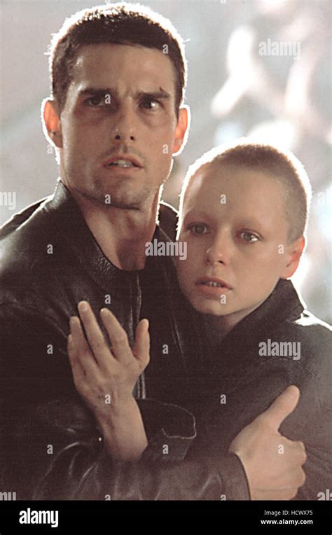Minority Report Tom Cruise Samantha Morton 2002 Tm And Copyright 20th