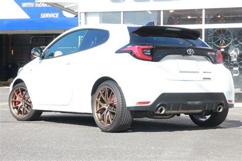 鍛造ホイール装着！！grヤリス Rzグレードにbbs Riaの8 5j！！追加カラーのマットブロンズで仕上げさせて頂きました！！ 知立店 店舗ブログ タイヤ＆ホイールの専門店「クラフト」