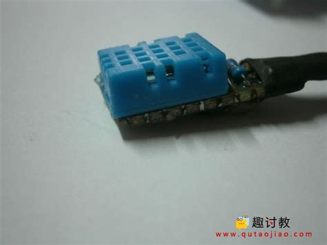 基于DHT 的Arduino OLED温度计和湿度计 趣讨教