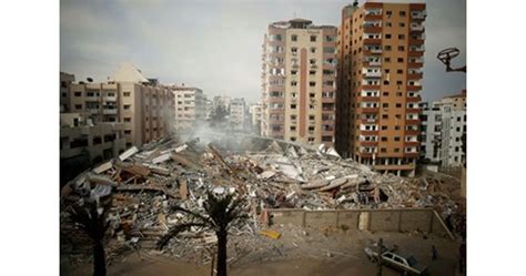 Жилищна сграда се срути в Казахстан Най малко девет души са загинали