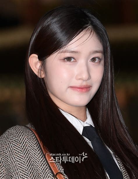 [포토] 아이브 이서 수줍게 미소 스타투데이