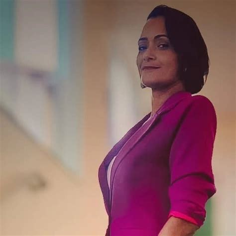 Renata Olivia Renata Olivia • Threads Say More