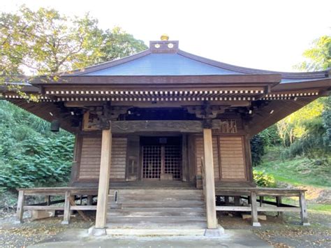 聖眼寺厚木市三田安達盛長屋敷跡厚木市で最も古い宝篋印塔があります 歴史探索