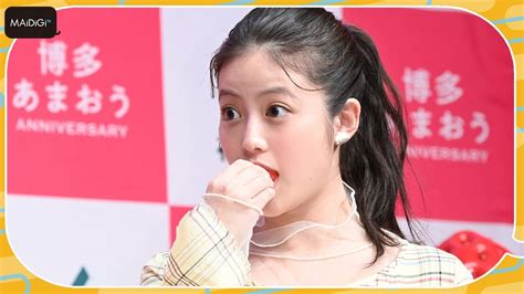 今田美桜、地元・福岡の巨大いちごを一口でガブリッ！ モグモグする姿も可愛い 「博多あまおう 20周年プレスイベント」 Magmoe
