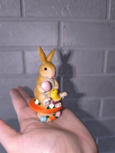 Класна фігурка статуетка зайчика кролик — ціна 100 грн у каталозі Статуетки Купити товари для