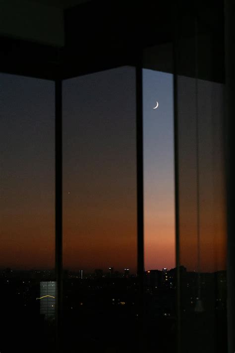 คลังภาพถ่ายฟรีของ กลางคืน การถ่ายภาพกลางคืน การสะท้อน การสังเกตดวงจันทร์ การไล่ระดับสี ขอบ