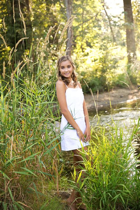 Senior Portrait Photography Seattle Issaquah Bellevue Washington