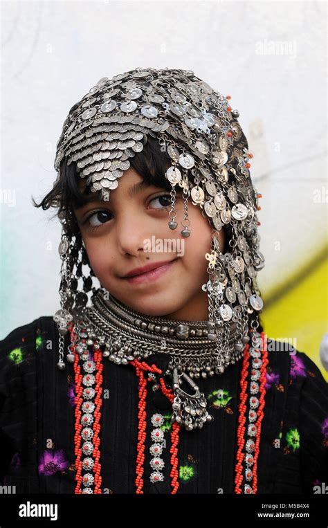 Sanaa Yemen 21st Feb 2018 A Girl Wearing Traditional Yemeni Clothes