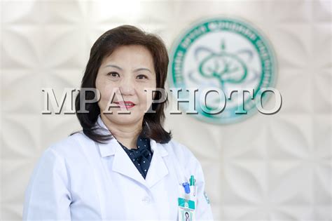 СЭМҮТ ийн захирал анагаах ухааны доктор Л Насанцэнгэл Mongolian Press Agency