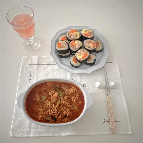 🏷️율유남매맘 제품제공 🌺 탱글탱글 석류맛이 나는 젤리라서 거부감없이 먹기너무좋고 안에 들어있는 톡톡 씹히는 치아 시드가있어 씹는재미까지 체지방 • 탄수화물• 식후