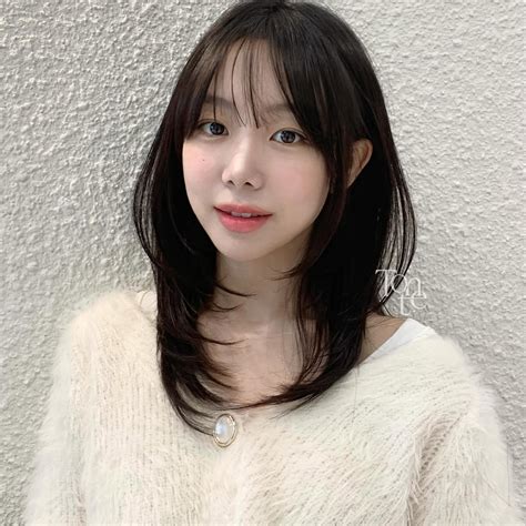 왕십리 미용실 톤트헤어 이혜진 허그펌 보더펌 윈드펌 톤트이혜진 부드러운 레이어드펌 스타일 🖤🤍 Tonetofficial 문의dm 왕십리