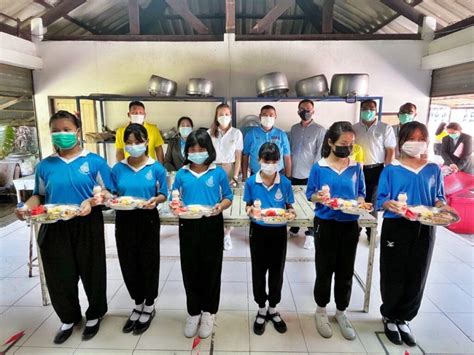 ซีพี เมจิ ร่วมกับ อ หนองแค สร้างโภชนาการยั่งยืน โครงการ ซีพี เมจิ อิ่มสุข ปลูกอนาคต Hoonsmart