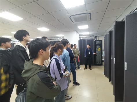 与时俱进信通天下
